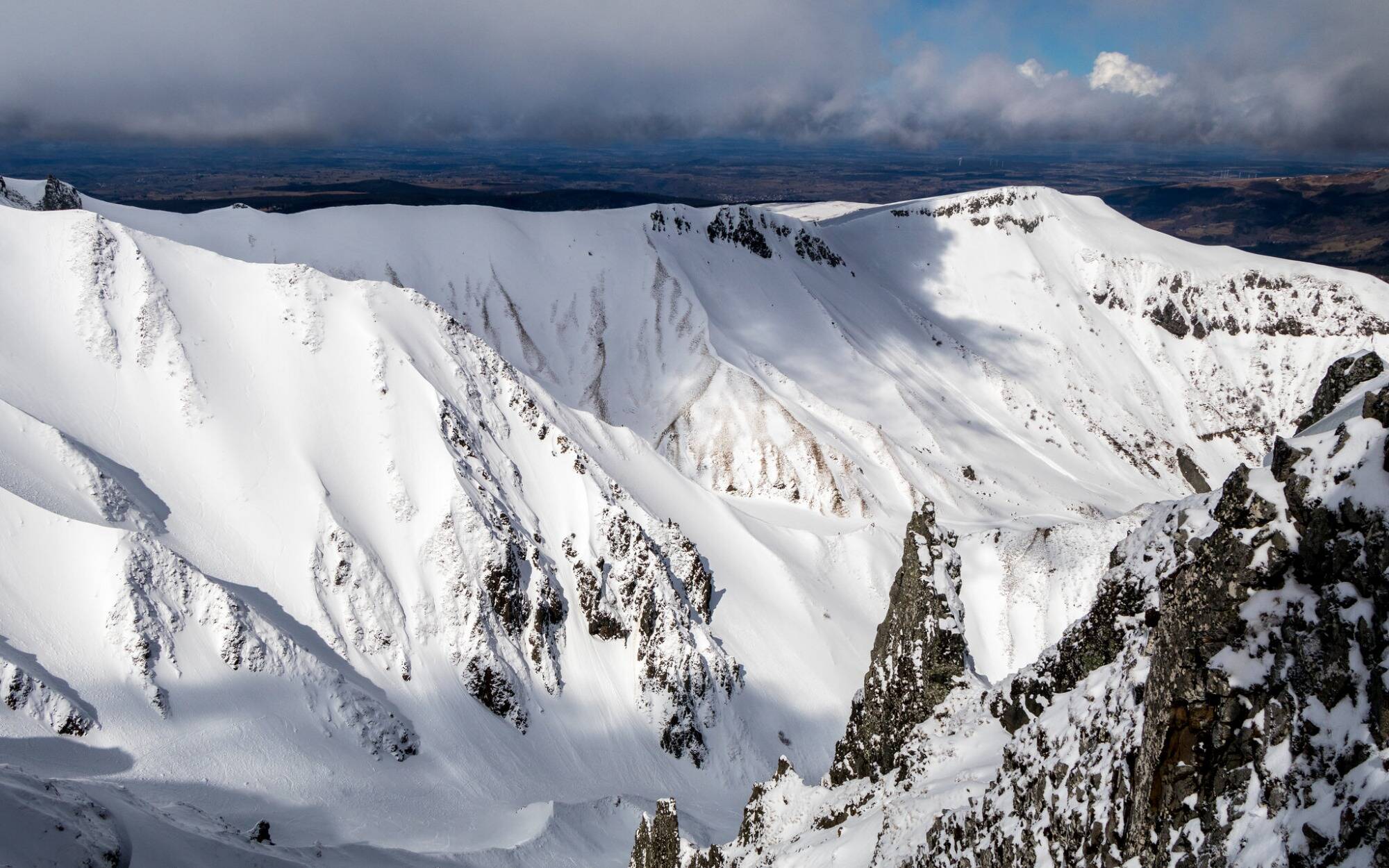 Quatre morts et trois blessés dans une avalanche dans le massif du ...