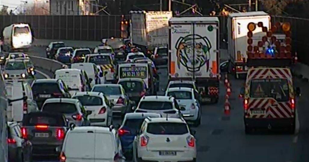 Circulation compliquée sur l'autoroute A8 ce mercredi soir après un ...