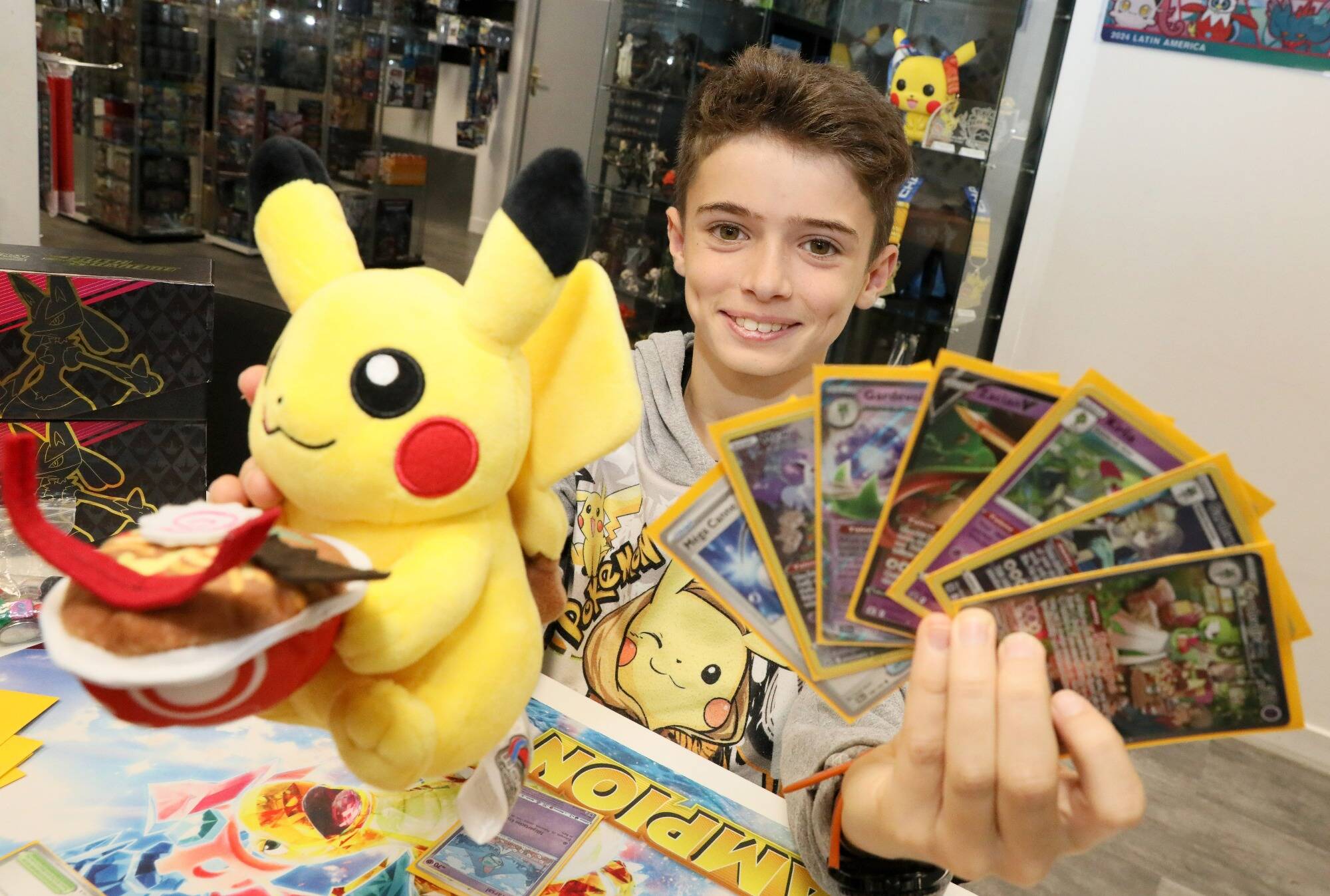 À 11 ans, cet Azuréen est numéro un mondial Juniors du jeu de cartes ...
