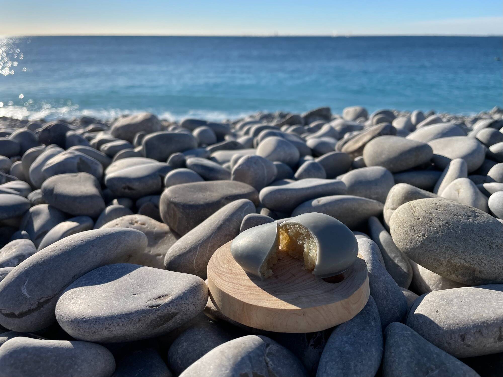 “Les Petits Galets”: quel est ce nouveau dessert de Noël niçois? - Nice ...