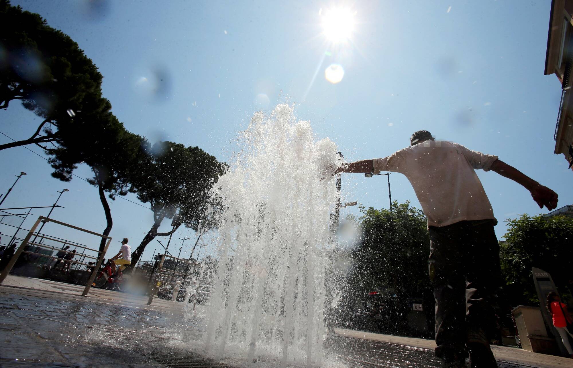 Des records de chaleur et un déficit de pluie historique relevés à ...