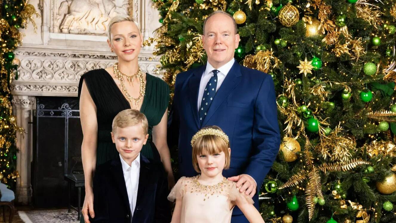 La famille princière publie sa photo officielle de Noël - Monaco-Matin La famille princière publie sa photo officielle de Noël - Monaco-Matin