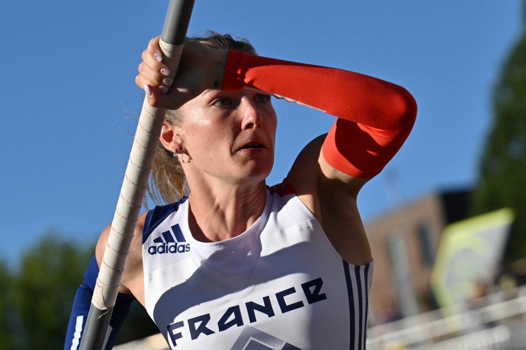 Eugene-2022 : la perchiste niçoise Margot Chevrier se qualifie pour la ...