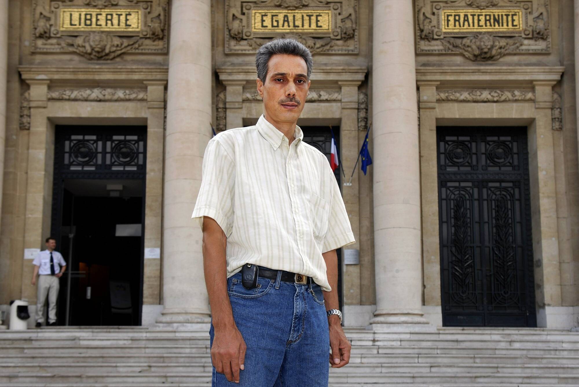 27 ans après la condamnation d'Omar Raddad, la justice décide de ...