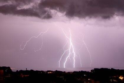 Les Alpes-Maritimes à nouveau en vigilance orages pour ce jeudi soir et ...