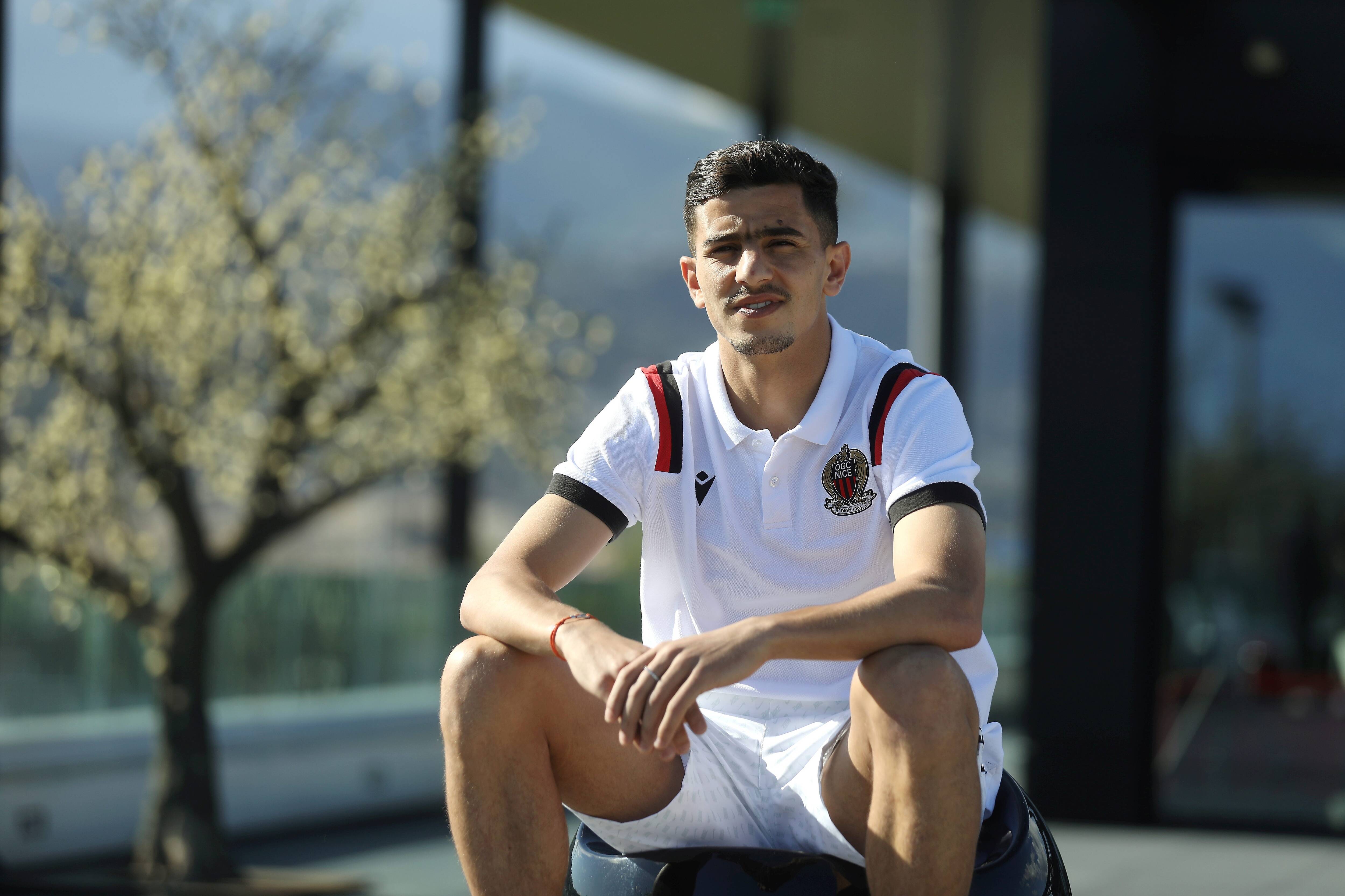 Guerre Israël-Hamas: on fait le point sur la polémique autour du joueur de l'OGC Nice Youcef ...