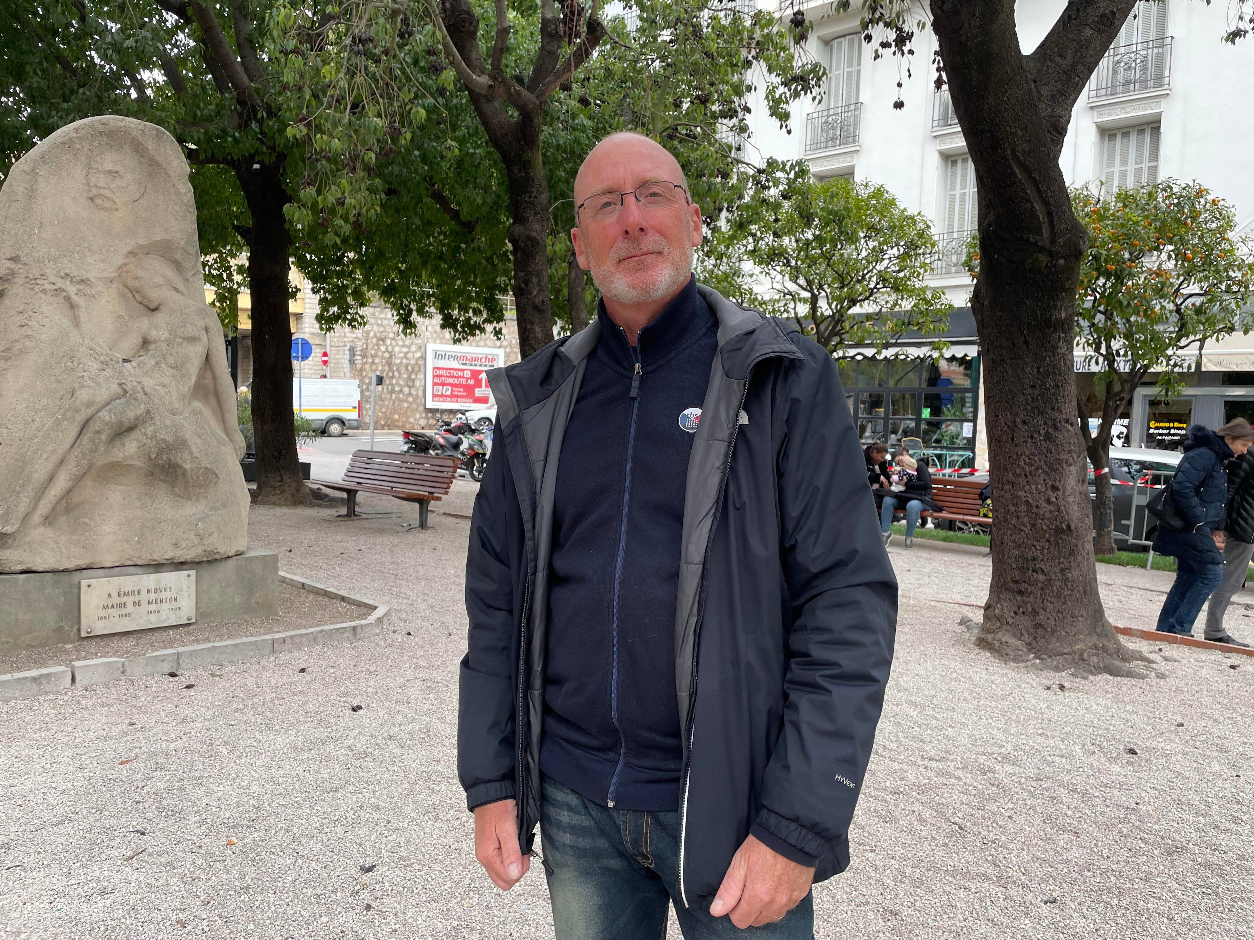 32 ans plus tard, un Azuréen raconte son périple en Asie dans un livre ...