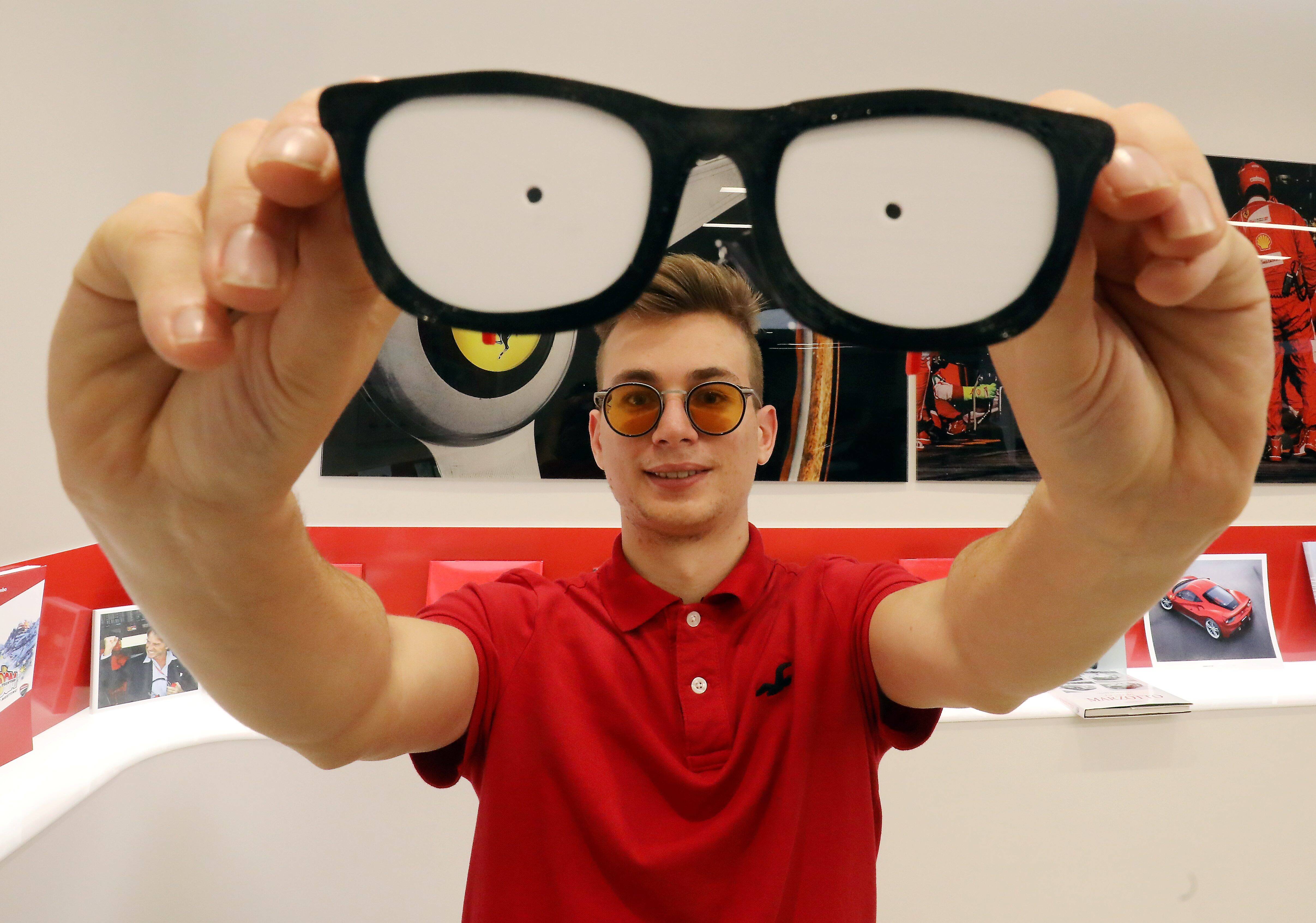 Le combat du jeune mentonnais Thomas Rodier pour sauver sa vue - Monaco ...