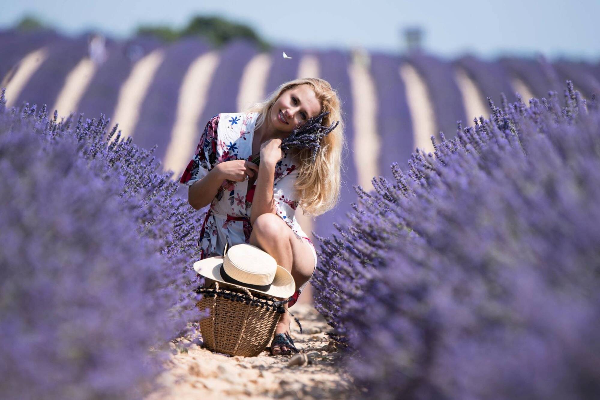 5 questions à Andra Oprea, la fondatrice du magazine azuréen Stylezza ...