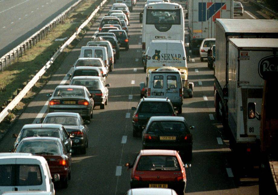 TRAFIC. Sept kilomètres de bouchons entre Nice et Cannes sur l'A8 ...