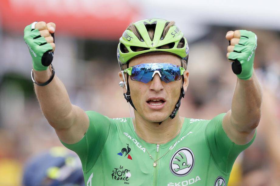 Et de 4 pour Marcel Kittel qui remporte sa 4e étape du Tour de France ...