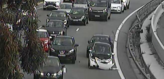 Circulation difficile sur l'autoroute A8 après un accident près de ...