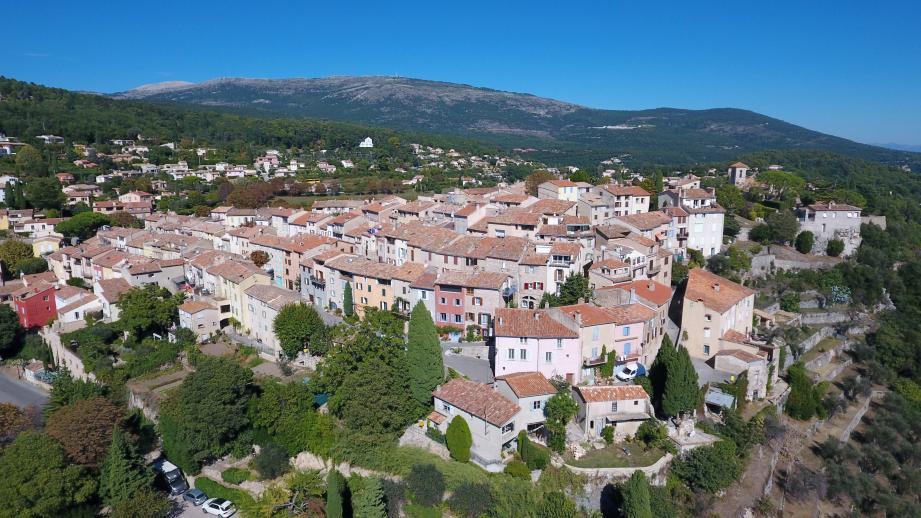PHOTOS. À la (re)découverte de Cabris, un village près des étoiles ...