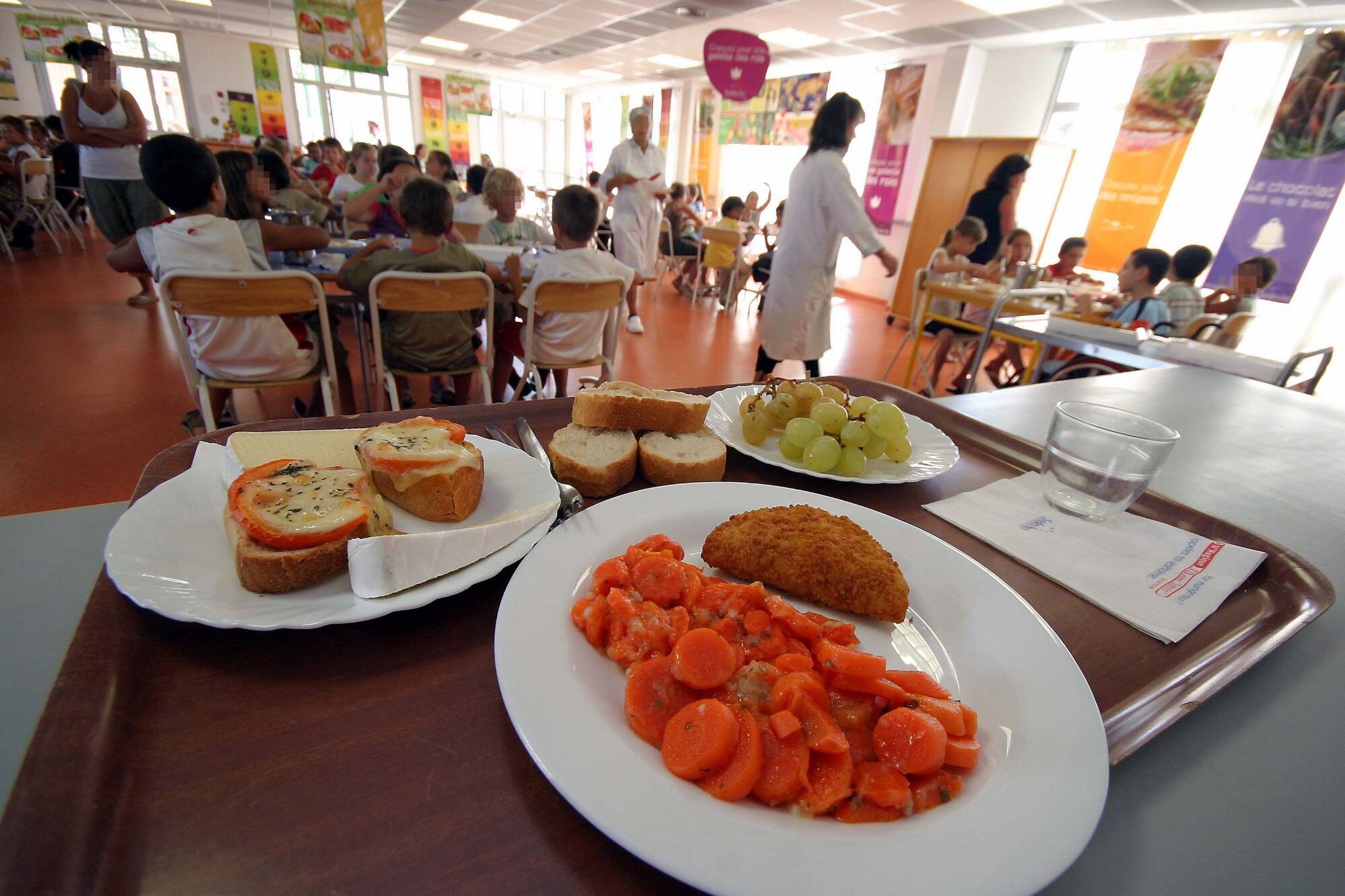 Son Fils Est Exclu De La Cantine Pour Des Retards Une Varoise Très En