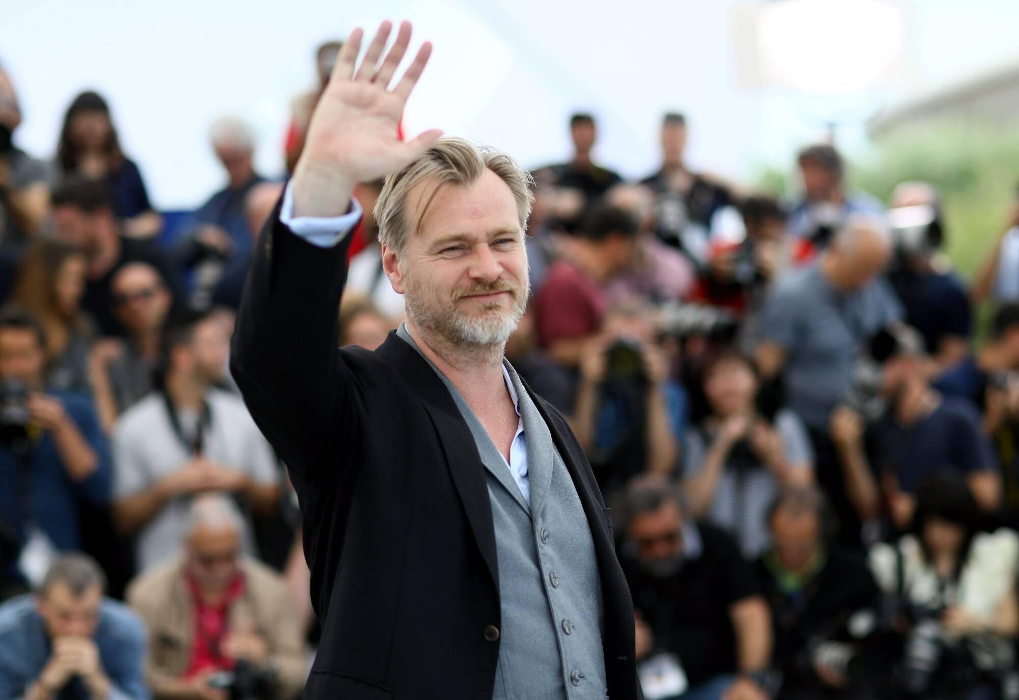 À l'heure de l'IA, l'histoire de la bombe atomique est "une mise en ...