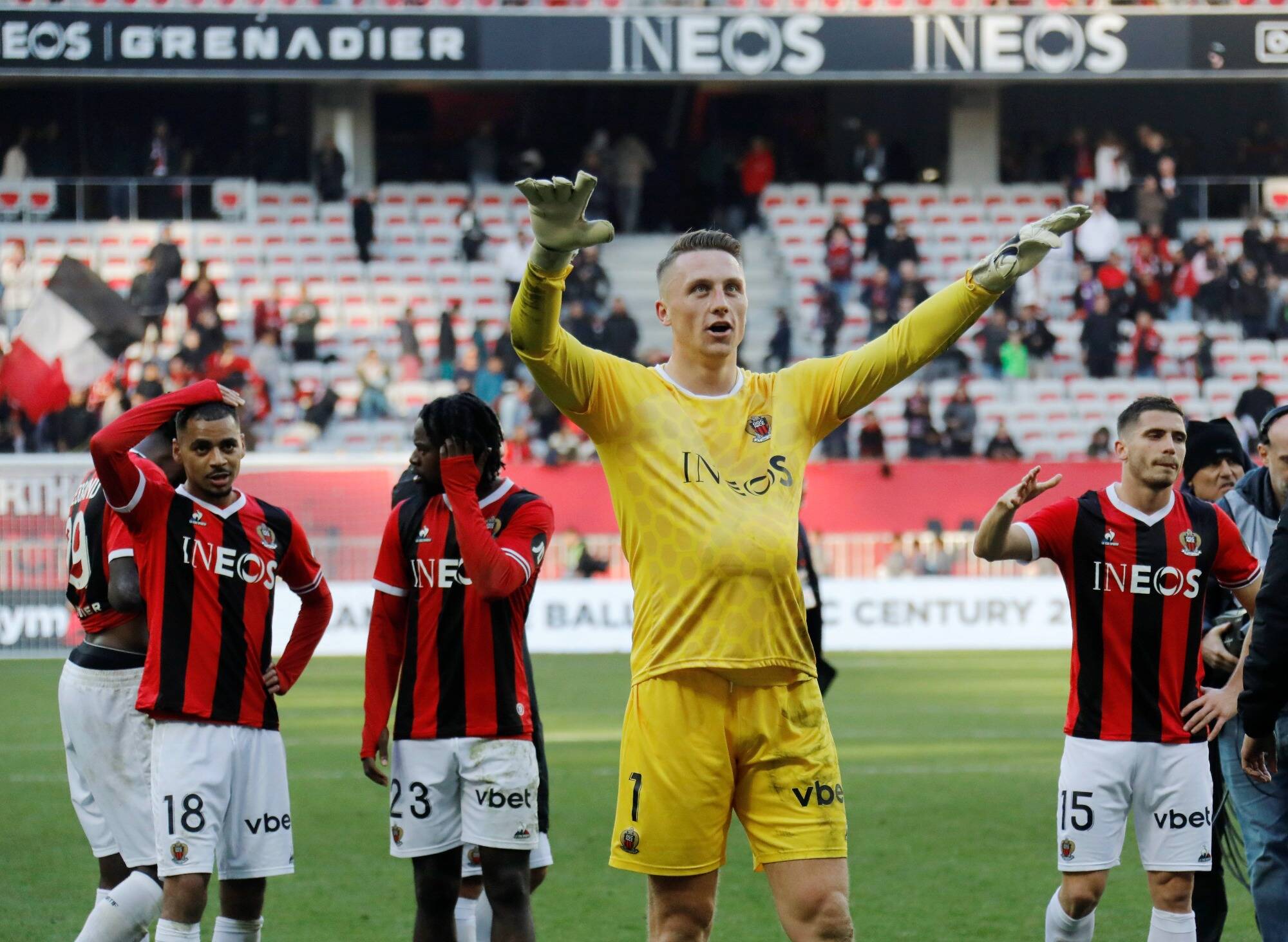 Moffi at the right time: discover the ratings of OGC Nice players after ...