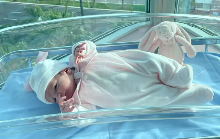 Voici Camilla, le premier bébé de l’année dans les Alpes-Maritimes, une ...