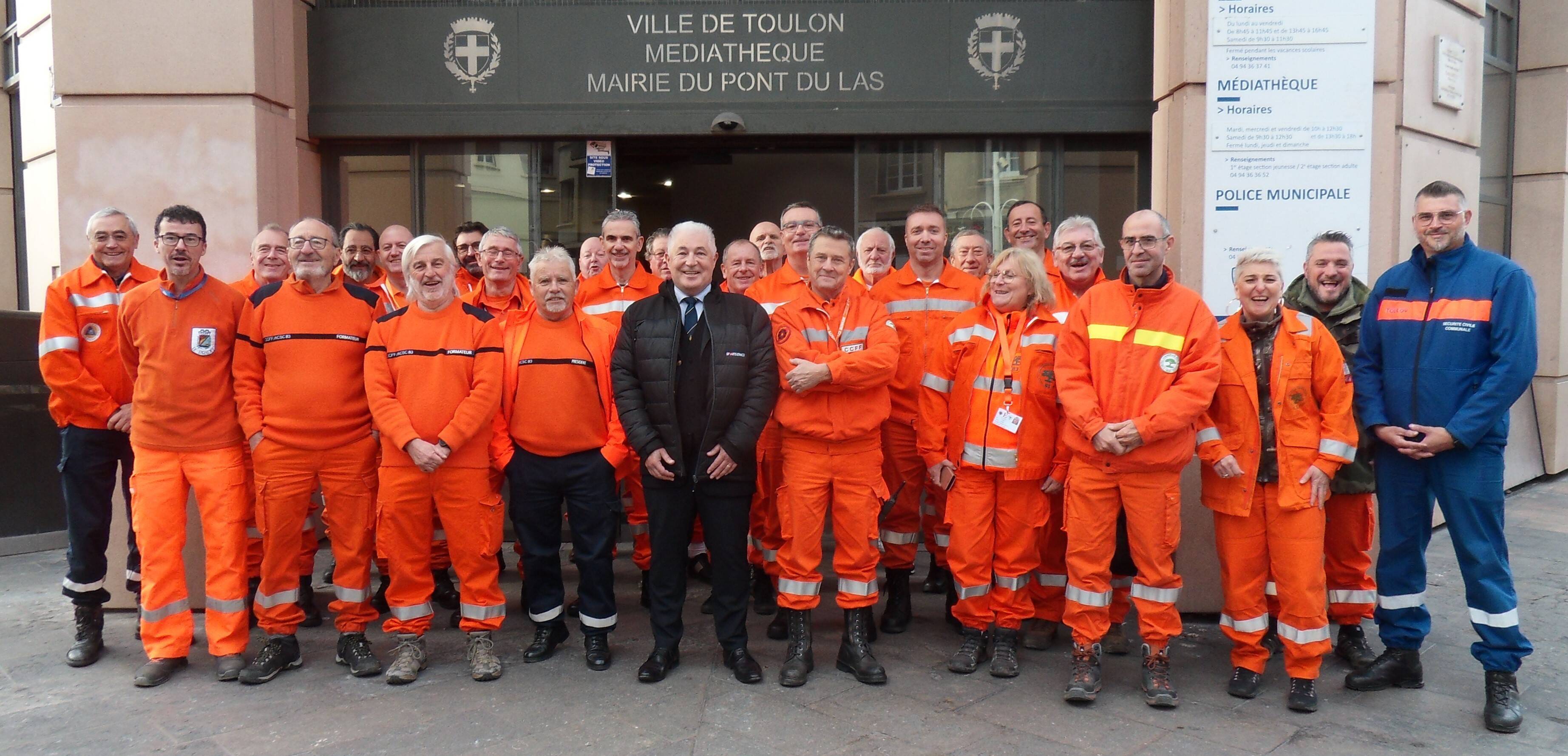 A Toulon, de nouveaux volontaires pour remplir les rangs du CCFF - Var ...