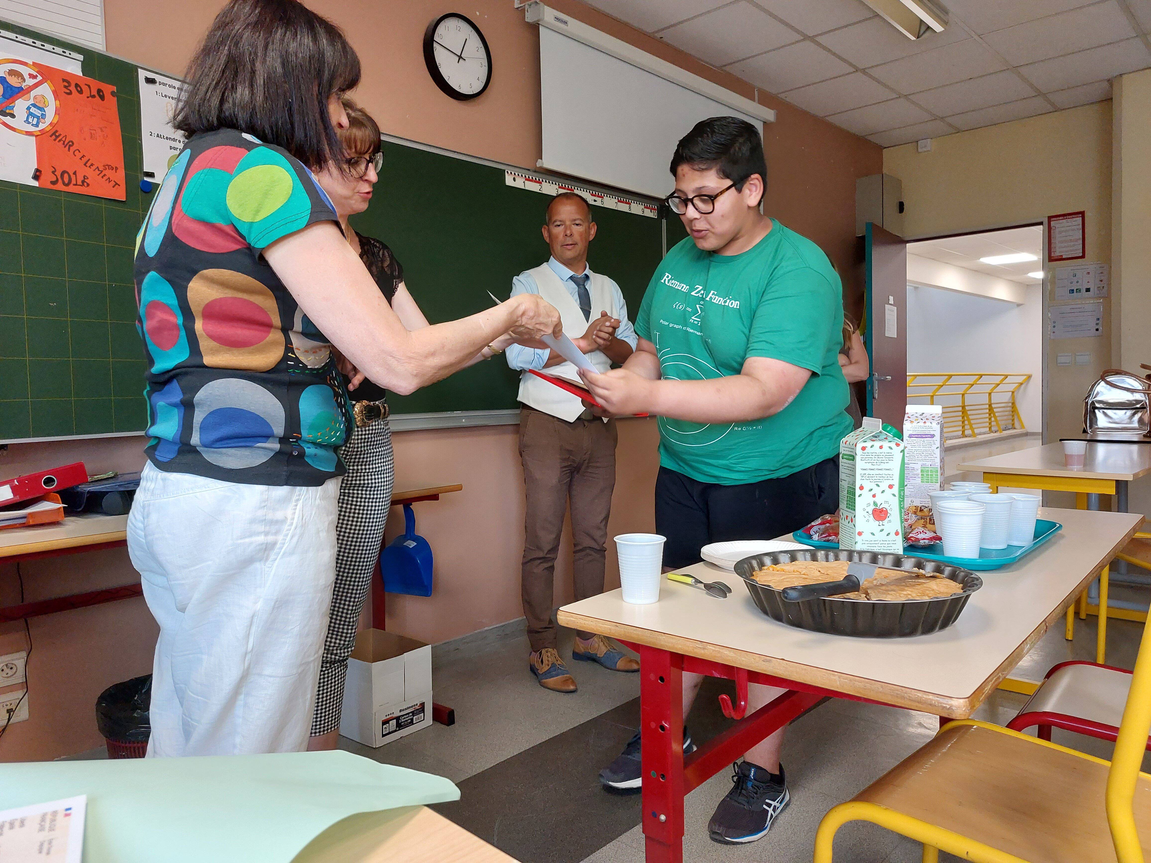 Jayad, meilleur élève écrivain du collège Émile-Thomas de Draguignan ...
