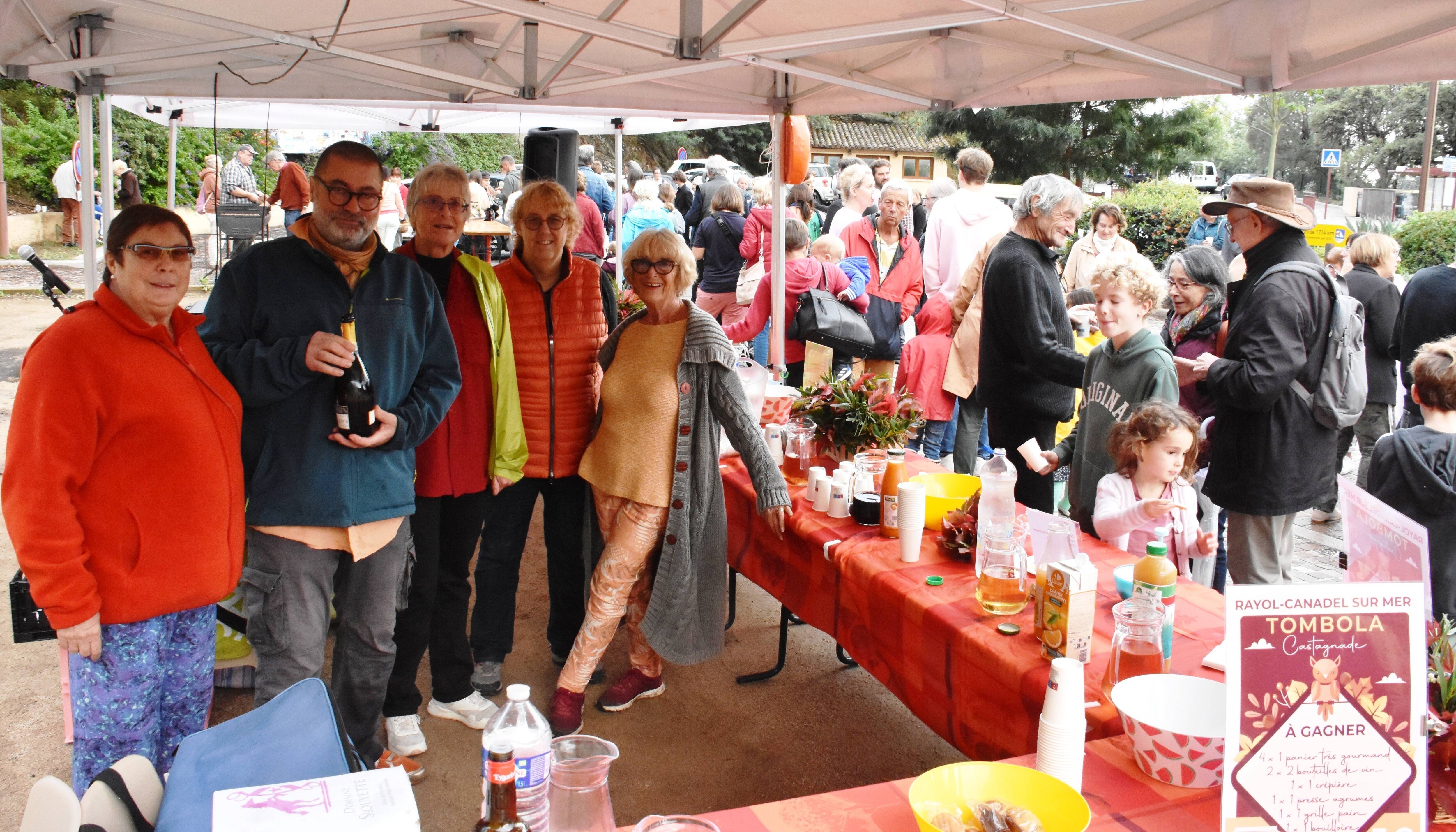 La traditionnelle castagnade a régalé plusieurs centaines de personnes au Rayol-Canadel - Var-Matin