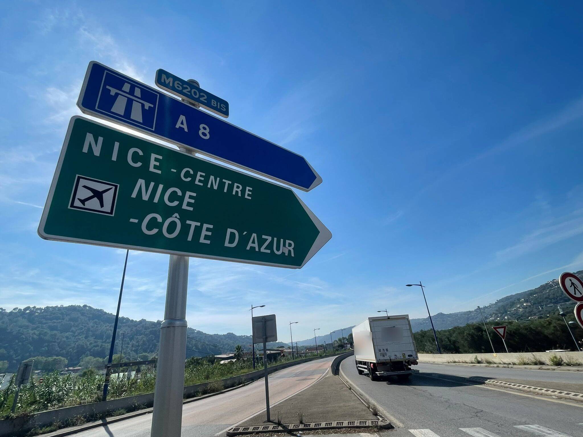 Raccordement de la "6202 bis" à l’autoroute A8: vers un péage de plus ...