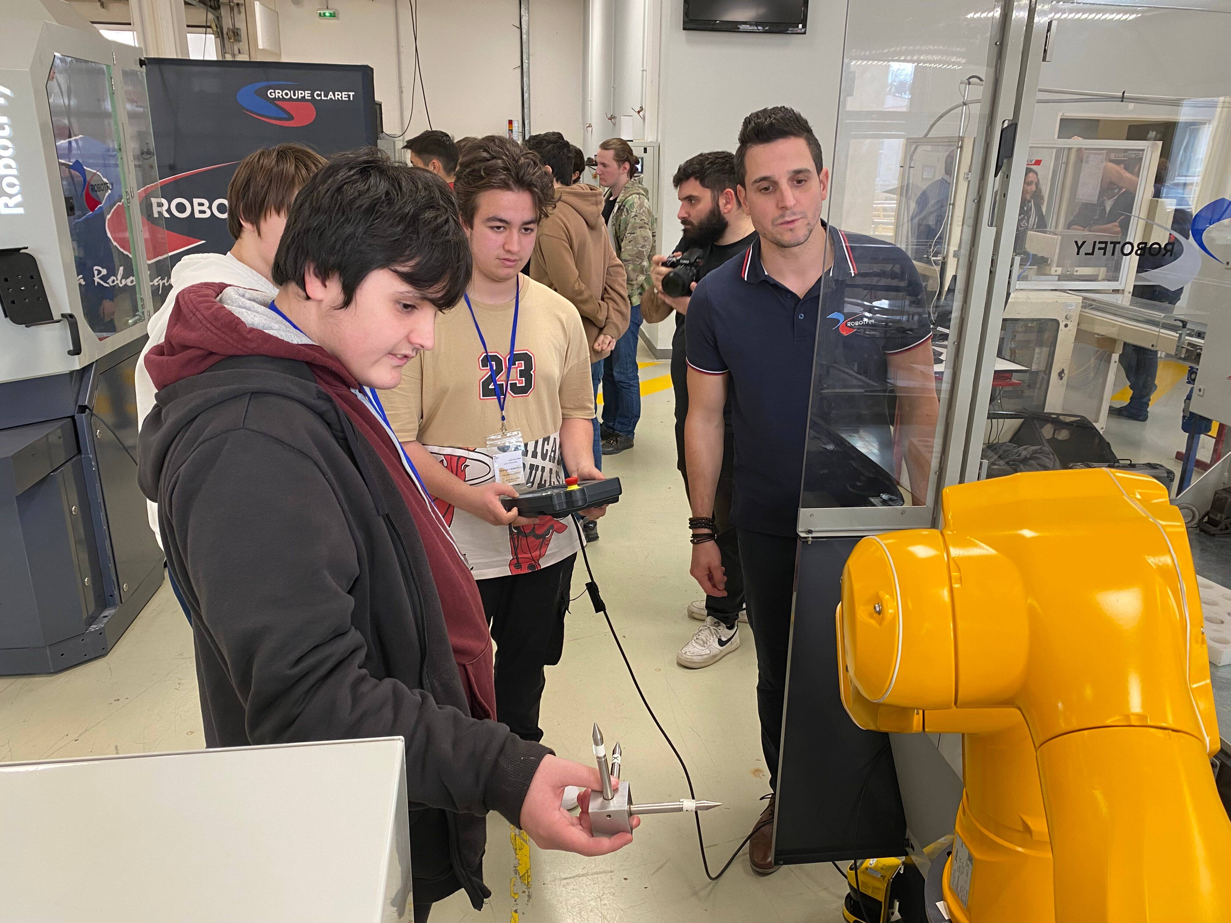 Trophée Robotfly: l’art de s’initier à la robotique - Nice-Matin