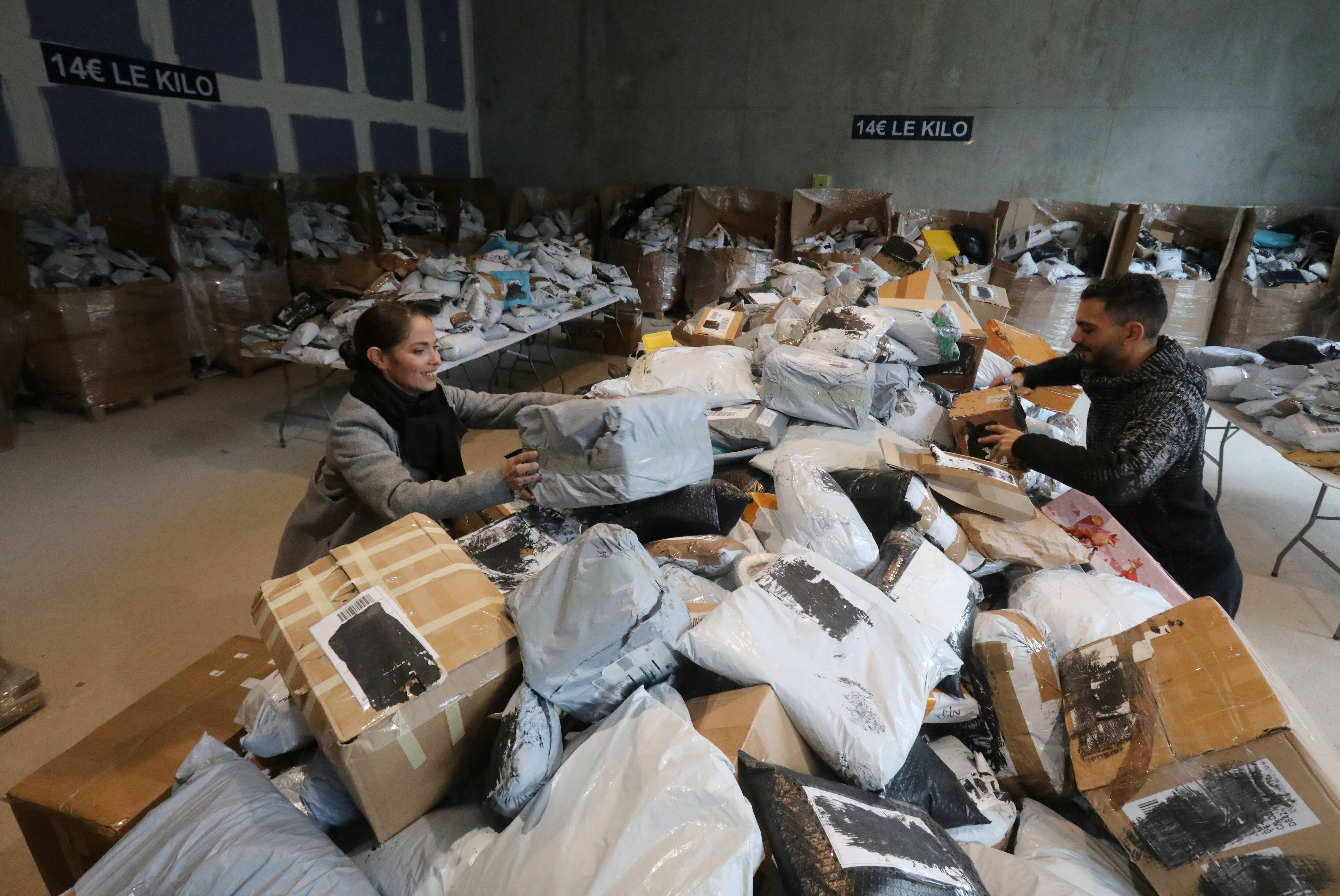 "Si ça ne plaît pas, on revendra": 4 jours pour écouler 12 tonnes de ...