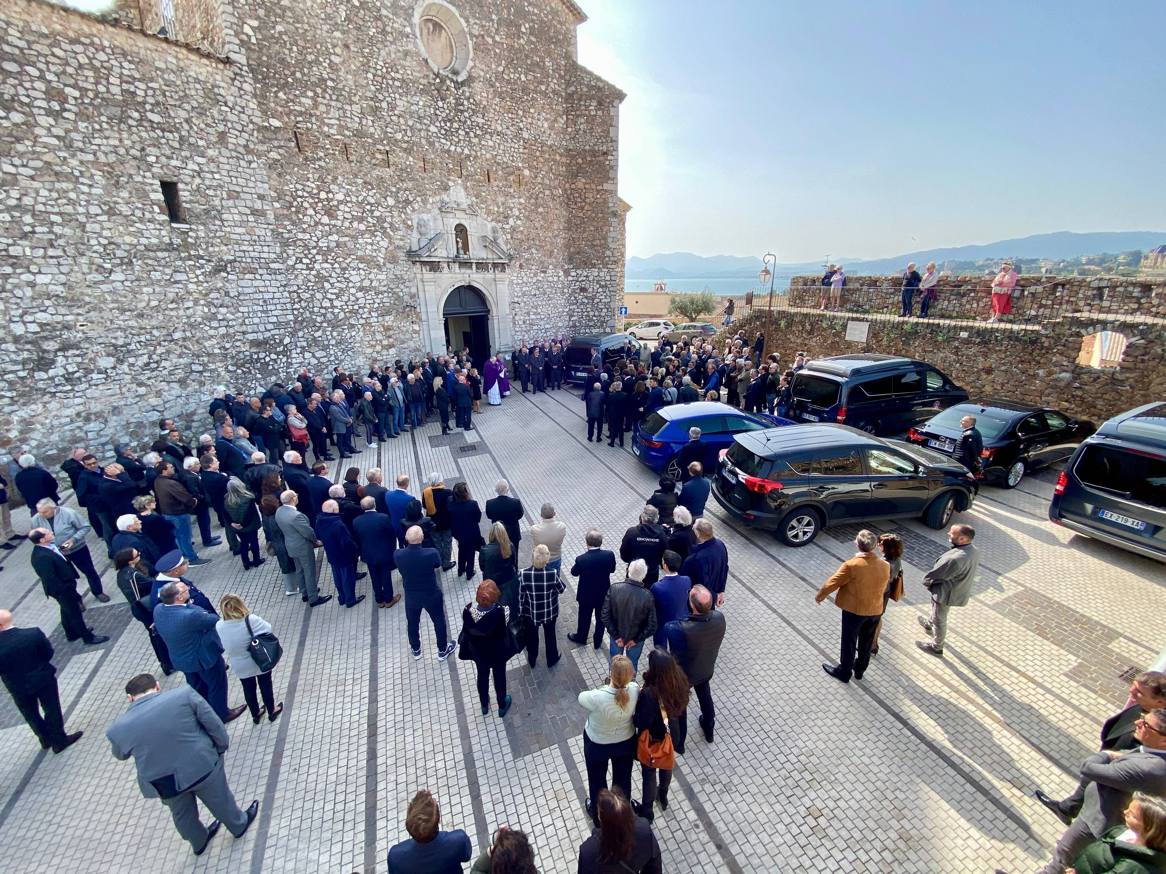 A Cannes, l’au revoir solennel à Denis Lisnard - Nice-Matin