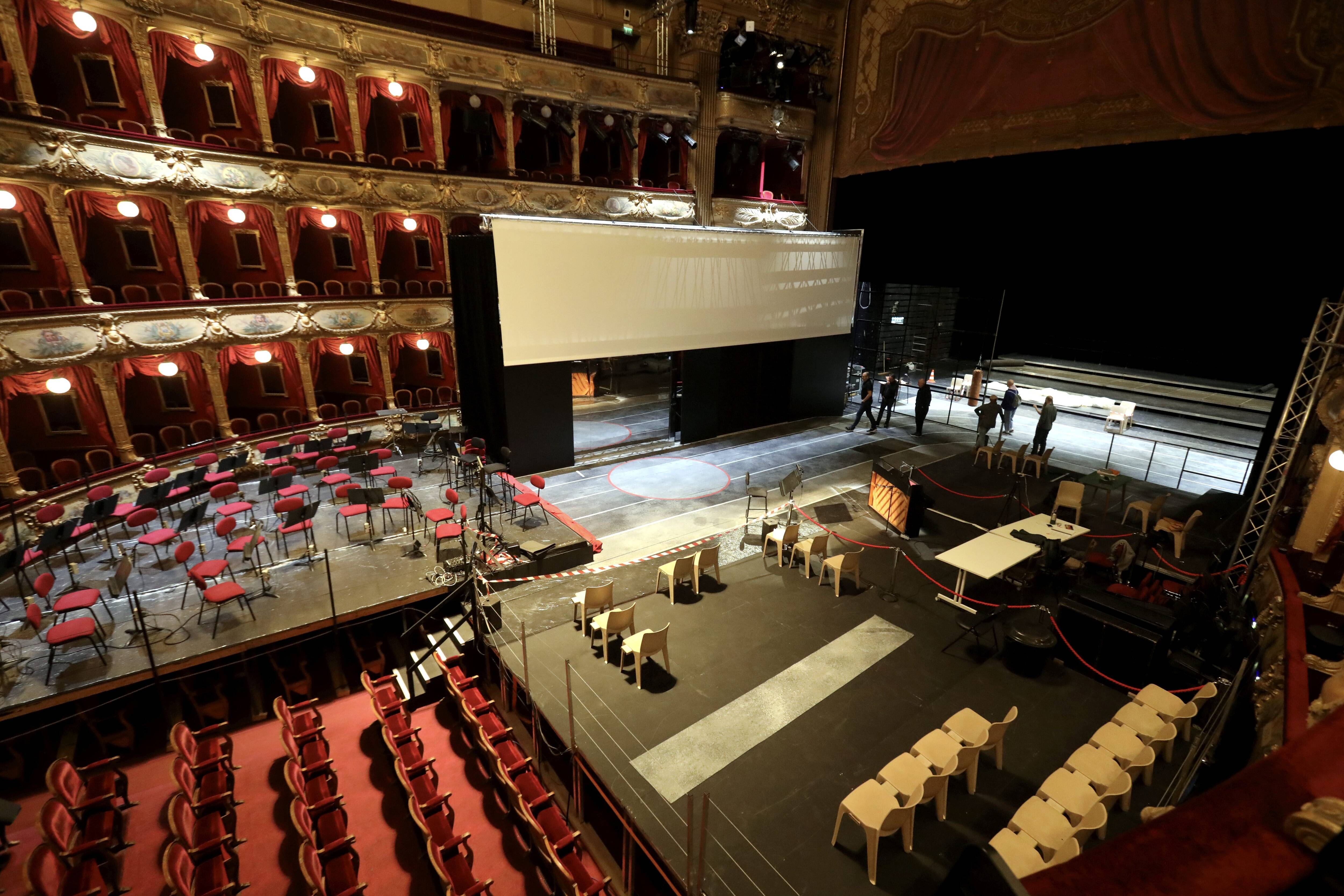 L'Opéra de Nice complètement métamorphosé pour un spectacle qui compte ...