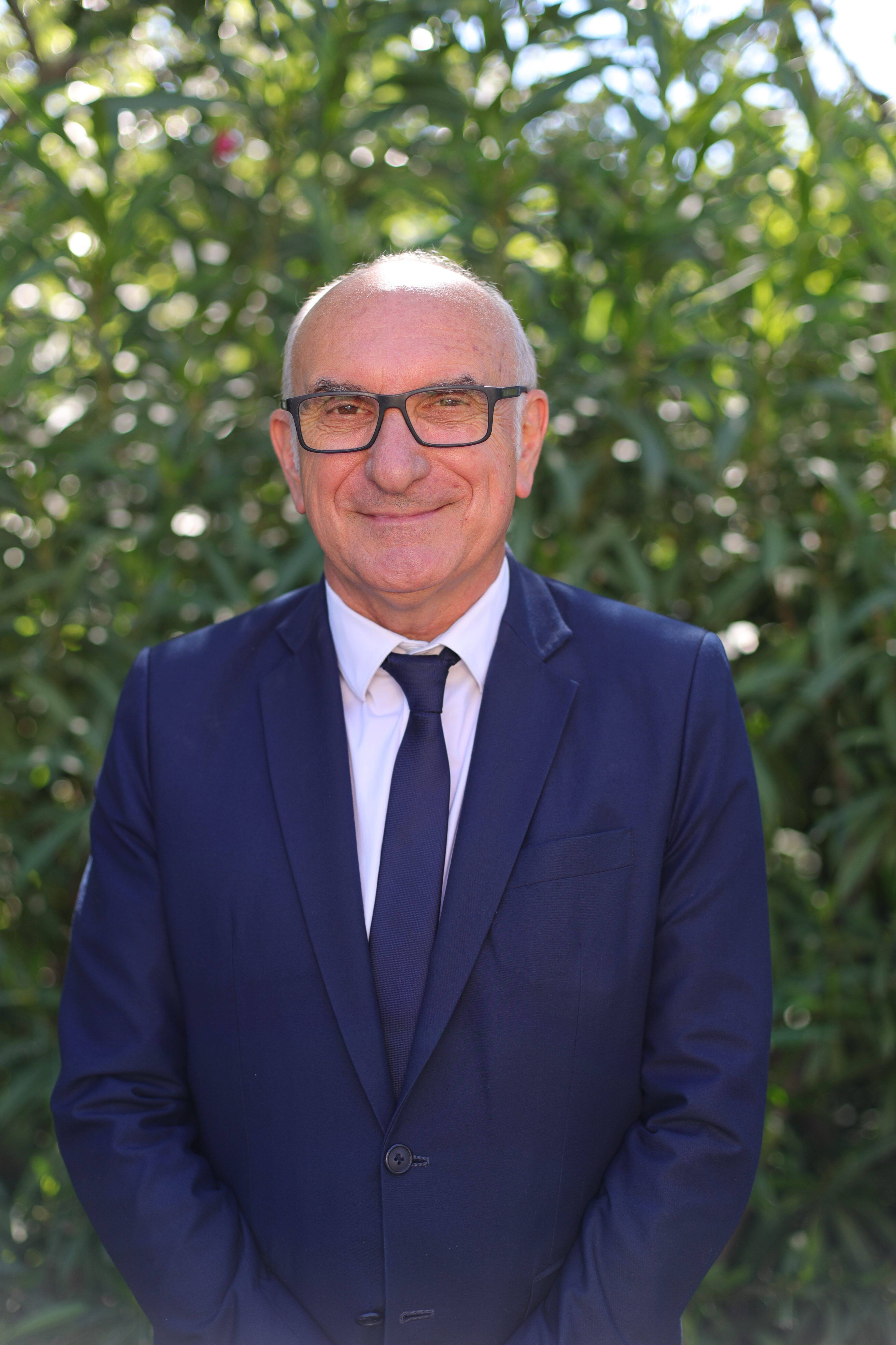 Elections municipales: Charles Scibetta va slamer son amour pour Carros ...