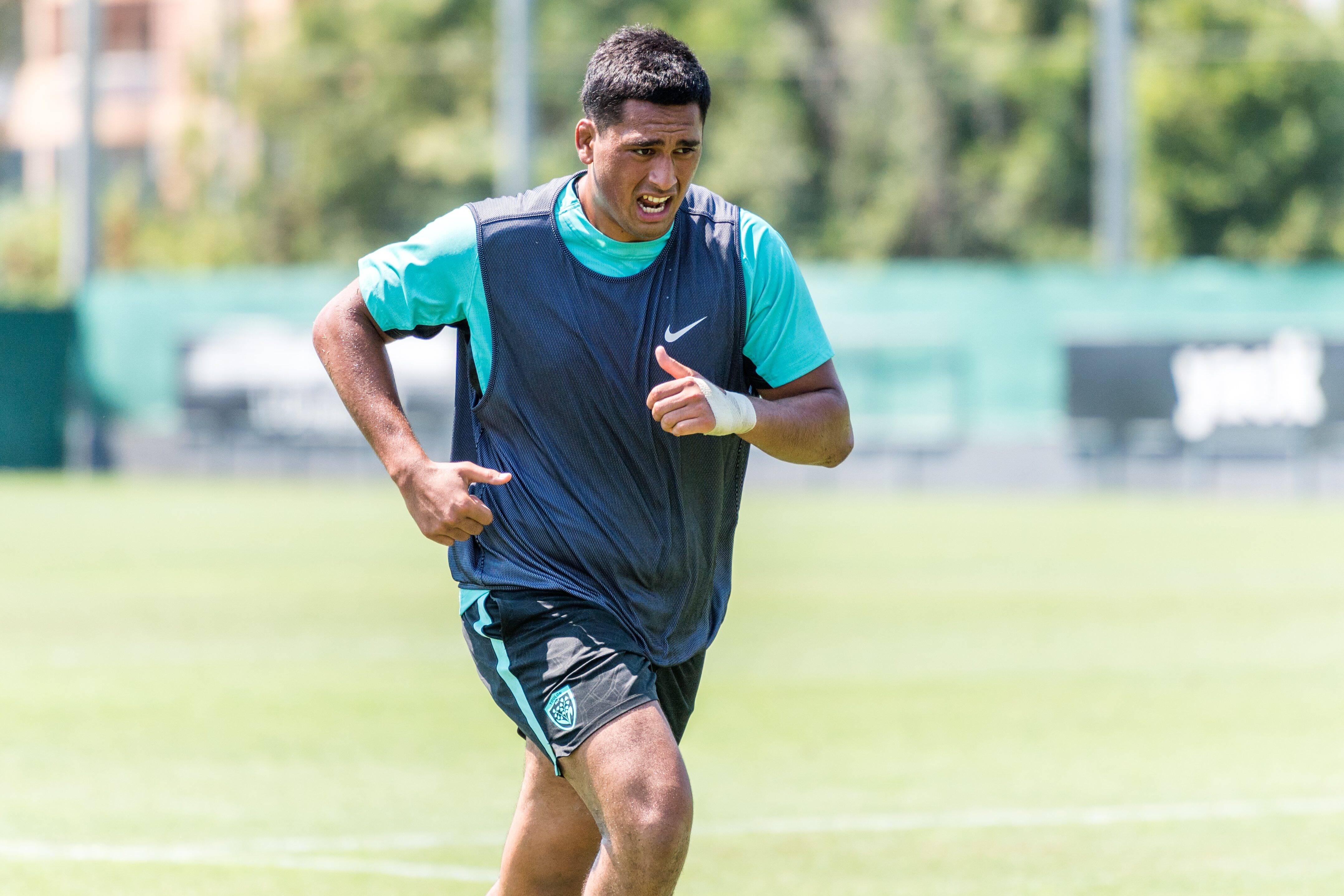 "Il faut que je me construise un corps" pour rattraper le temps perdu ...